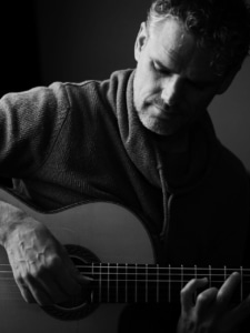 JesseCook.com | The official website of Jesse Cook, featuring tour ...